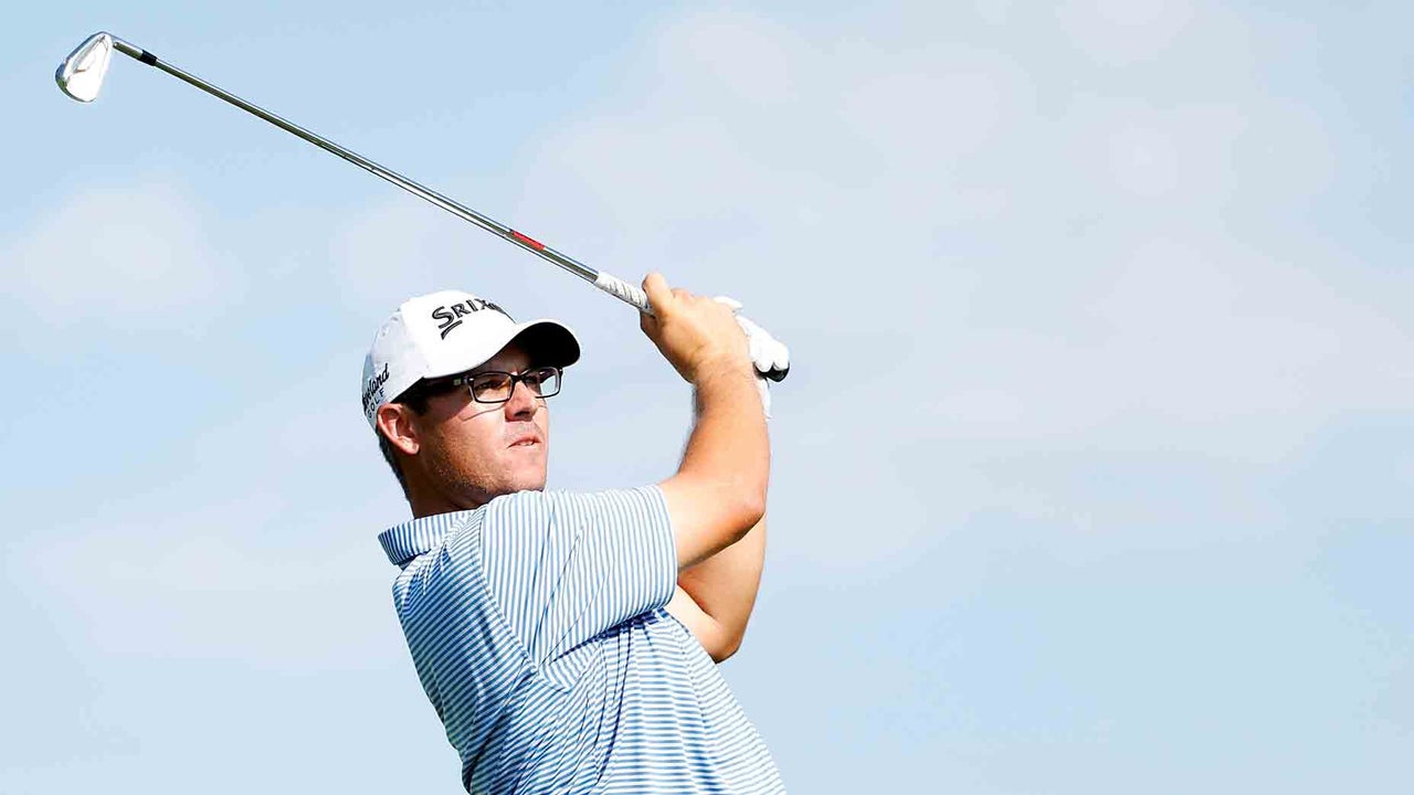 Thanks to miracle, Tour pro makes a cut. And emotionally avoids quitting