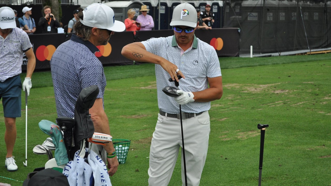 Rickie Fowler closes in on massive comeback victory: How to watch