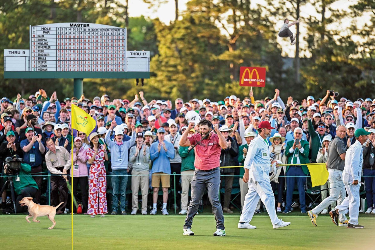 Find the 18 things WRONG with this iconic Masters photo
