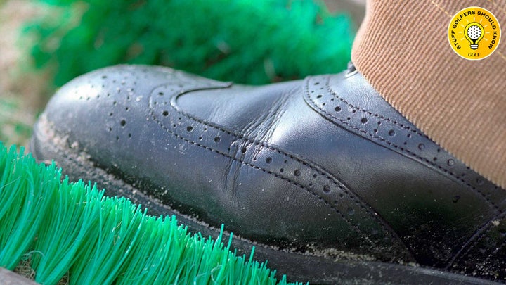 A complete guide to tipping (and how much) at the golf course