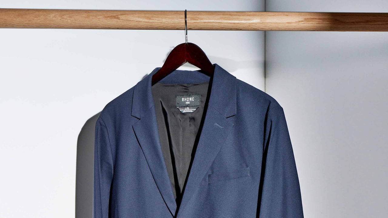 Post-round blue blazers will never go out of style. Here's how to own ...