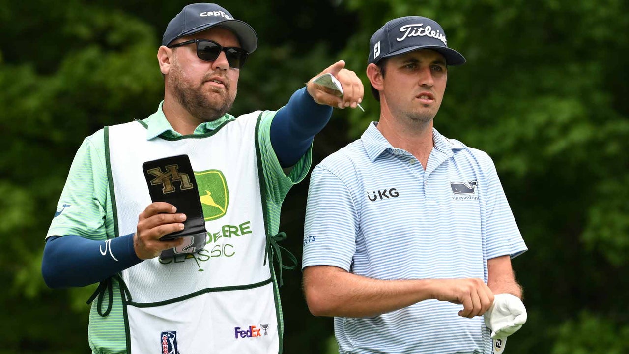 What's it like looping for a struggling golfer? Caddie opens up
