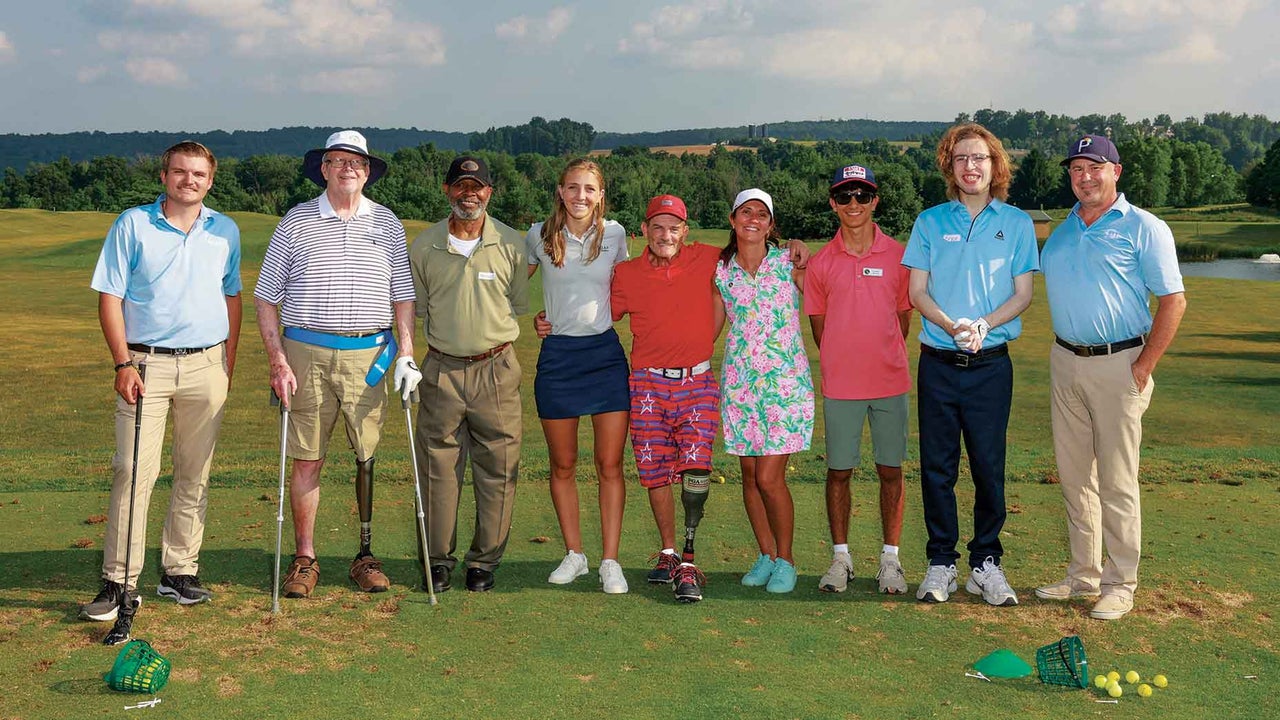 Adaptive golfer shatters own record, takes early lead in U.S. Adaptive Open