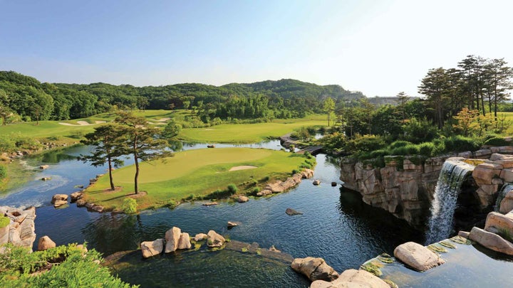 Inside South Korea's obsessive love of the game
