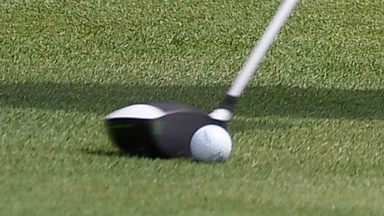 How to hit driver off the deck, according to major winner — and how not to