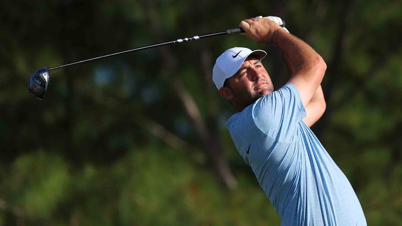 Behind 9 birdies, 0 bogeys and a new putting grip, Scottie Scheffler ...