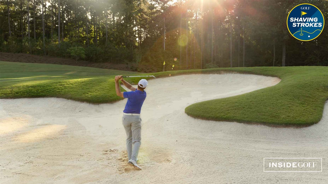 Firm sand vs. soft sand: How to stick bunker shots from both lies