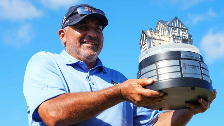 Angel Cabrera wins on eve of post-prison Masters return