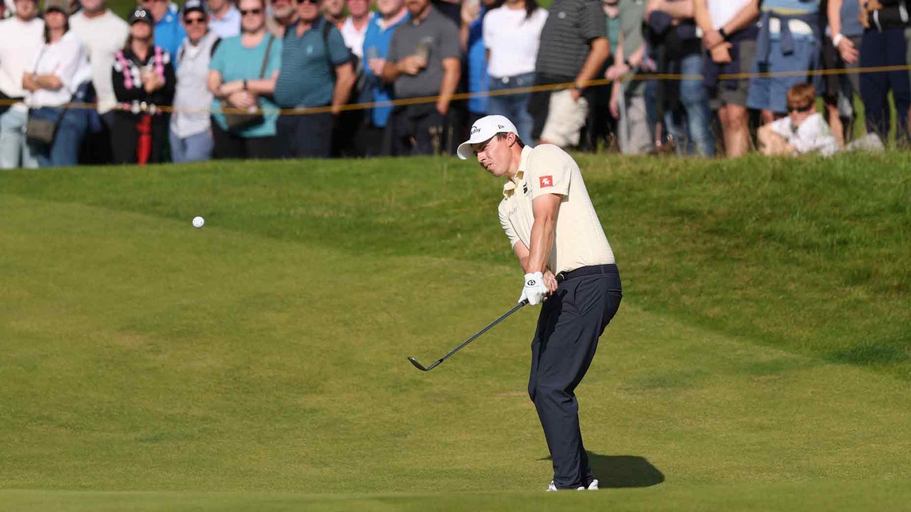 Try Matt Fitzpatrick's cross-handed grip for better chipping